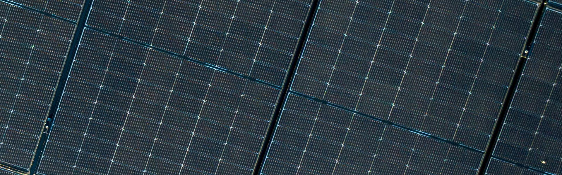 Quels bâtiments sont concernés par l’obligation solaire en 2025 ...